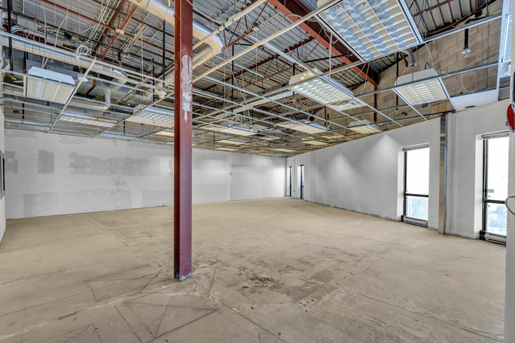 For Lease - Paradigm Commercial